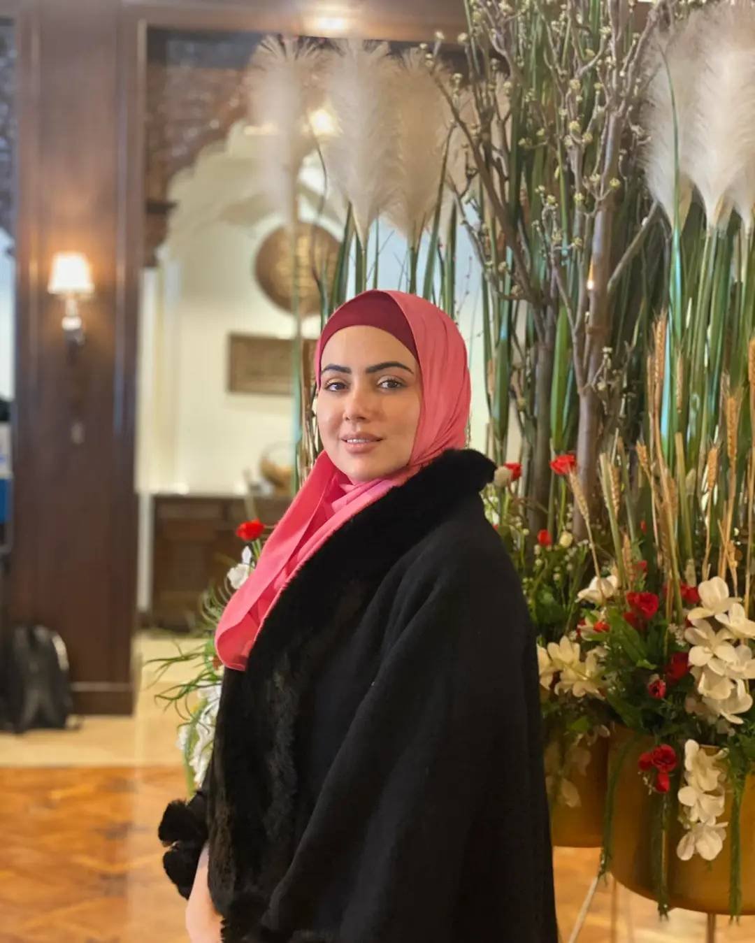 From Bollywood to Hijab: Sana Khan’s Inspiring Journey of Faith ...